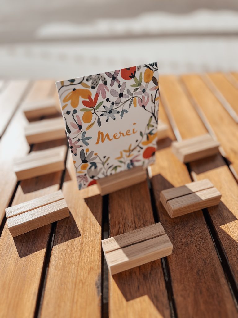 Location de porte-menus en bois - Été 82